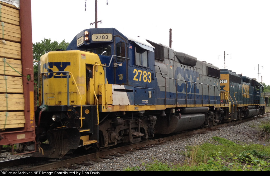 CSX GP38-2 2783 (ex cr) in YN2 paint on C764-22